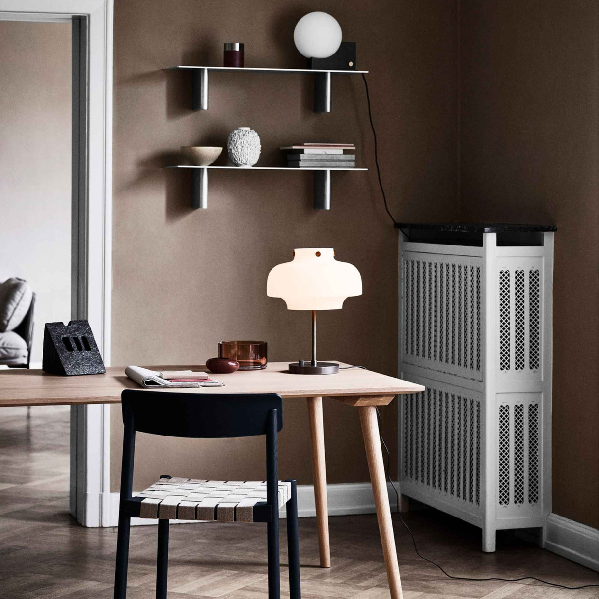 andTradition - Copenhagen SC13 Table Lamp - Bronzed Brass – Designitch