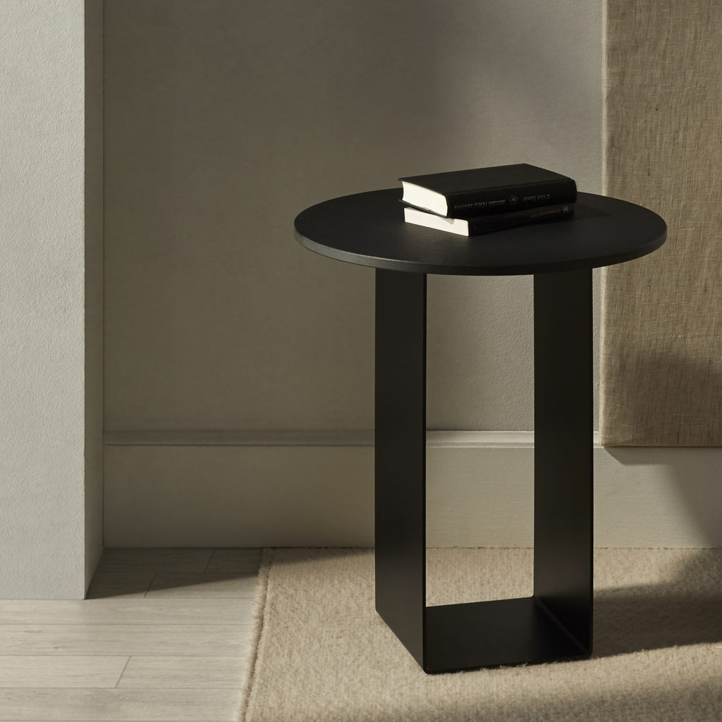 Kendo - Reflex 54R Side Table - Black/Sate Compact – Designitch